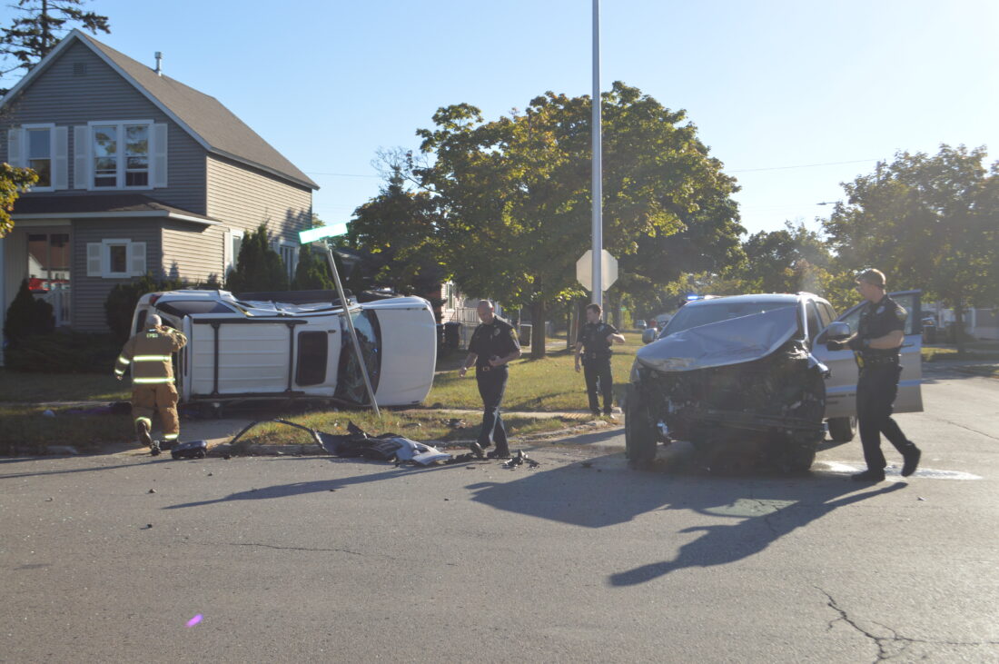 Rollover crash on South 14th Street | News, Sports, Jobs - Daily Press